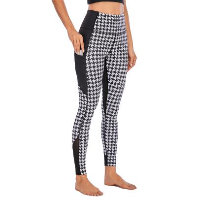 China Black Splice Houndstooth Workout Leggings 280g Body Shaping Yoga Pants for Women for sale