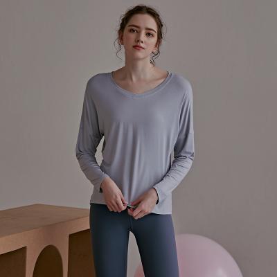 China Women's 180g Dry Fit Polyester Spandex Long Sleeve Sweatshirt Athletic Clothing for sale
