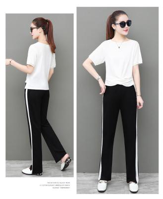 China Custom Logo Women's Athletic Loose Fit Pants with Pocket 200gsm Polyester Spandex Black for sale