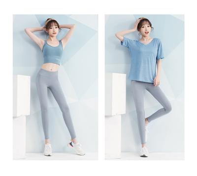 China Customizable Women Tank Top and Leggings Athletic Wear Set Nylon Spandex XS-5XL for sale