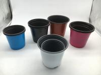 China Cylindrical 0.5L Mini White Plastic Flower Pots Easy Transplanting for sale