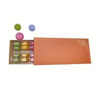 China Elegant Orange 24pcs Macaron Kraft Paper Box Recyclable With Plastic Inner for sale