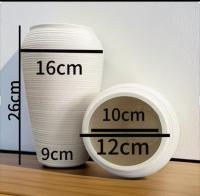 China HDPE Ceramic Flower Plate with Embossing and PE Coated Finishing in Multiple Sizes for sale