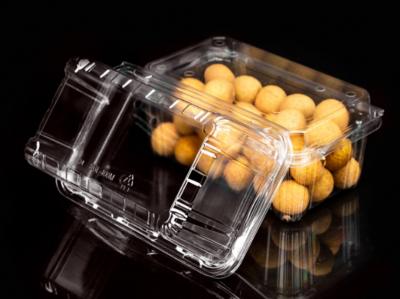China stackable fruit container  leak‑resistant box  dust‑proof clamshell moisture resistant punnet  fresh‑keeping packaging  visible display packaging for sale