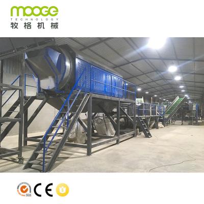 China L/U Shape PET Bottle Washing Recycling Machine 5000kg/H Capacity with Customizable Layout Options for sale
