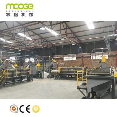 China PET PP Plastic Crushing Washing Machine 500kg/H Recycling Line with 185KW Power and 55×3.5×4.5m Footprint for sale
