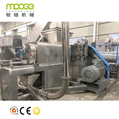 China PP HDPE PE Film Plastic Washing Squeezer Pellet Machine 300-1000kg/hr Capacity with 55-160KW Motor for sale