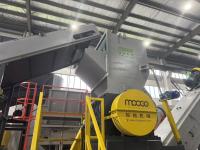 China High Capacity PP PE PET Plastic Bottle Crusher Machine Industrial Waste Plastic Recycling Equipment for sale
