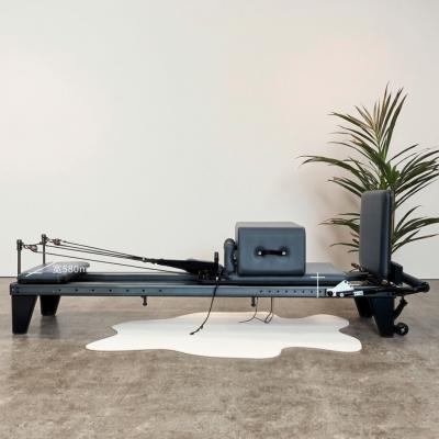 China Eco Friendly Aluminum Pilates Reformer for Children 2480x580x380mm Studio Use for sale