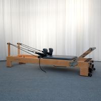 China Beech Wood Pilates Reformer Set 2250x630x300mm Durable Eco-Friendly for Studio Use for sale