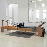 China Jaalee Beech Wood Pilates Reformer Bed 2250x630x300mm for Studio Commercial Use for sale
