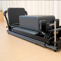 China Home Pilates Training Reformer Lightweight Flexible Wood Aluminum Alloy 2510x630x560mm for sale