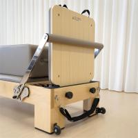China Professional Maple Wood Pilates Reformer Machine with 5 Adjustable Springs and Compact Size 2250*630*300mm for sale