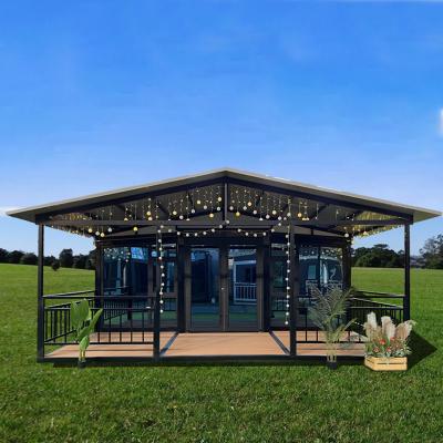 China 40ft Expandable Container Home with Fully Galvanized Steel Frame 72m² Living Space and Circuit Breaker System for sale