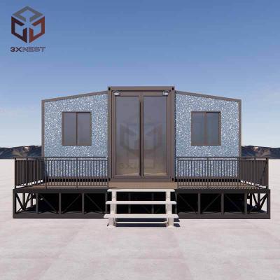 China Customizable Prefabricated Houses with Balcony and Stairs for sale