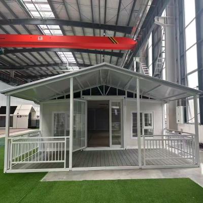 China Customizable Prefab Folding House 20ft/40ft with Wind Resistance Grade 11 for sale