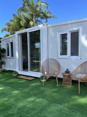China CE/UL Standard Prefab Folding House 700mm Wide 8 Magnitude Earthquake Resistant for sale