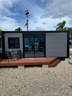 China 40ft Expandable Container Home with Extended Size 5900*6300*2480mm Bull 30*30 Flat Lamp and 72m² Living Space for sale