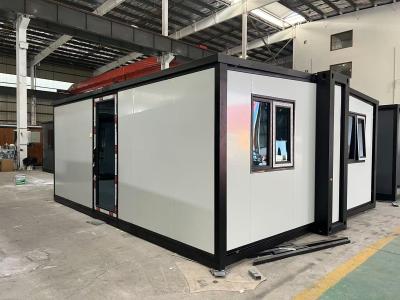 China Expandable Prefab Homes with 12KW Power Consumption 27.5 ㎡ Floor Area for 2-4 People Capacity for sale