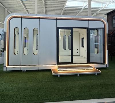 China Apple Capsule House with 1~2 Persons Occupancy 18mm Bamboo Plywood Floor and 9mm OSB Board Waterproof Walls for sale