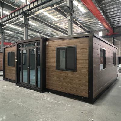 China Foldable 20ft Container with Fully Galvanized Side Frame and T 75mm EPS Sandwich Panels for L5460 W6140 H2240 Internal Space for sale