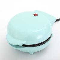 China Mini Waffle Maker 550W 120V Non-Stick Surface for Hash Browns Keto Chaffles Breakfast Maker for sale