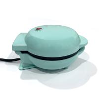 China Non-stick Plates Waffles Breakfast Snack Maker Machine Electric Mini Waffle maker for sale