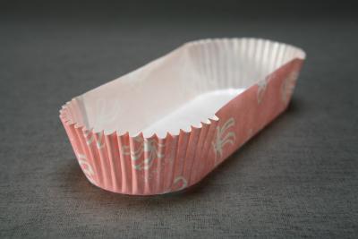 China 75*31*24mm Round Petite Loaf Cake Liners ( PET Coated ) for sale