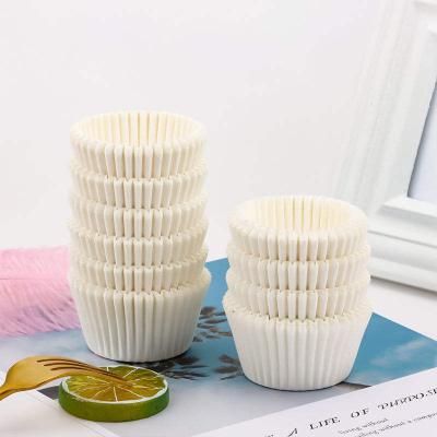China 115*65*30mm  Greaseproof Cupcake Liners ( European Raw Paper ) With Heat Tolerance Up To 220°C for sale