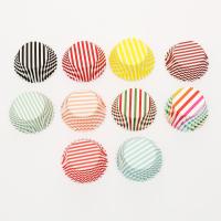 China 40gsm 75 X 25mm Greaseless Cupcake Liners Non Stick Food Safe Round for sale