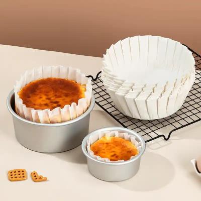 China 200 Grams Stainless Steel Cake Paper Holder with 85x40mm Size for Baking and Cake Presentation for sale