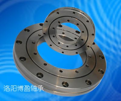 China High Precision Crossed Roller Bearings RU85 UU CC0/P2 for sale