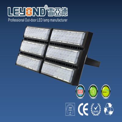 China IP67 Versatile 200W Outdoor LED Flood Light for Area Lighting, LED Flood Light 200W For Parking Lots ,5 Years Warranty for sale