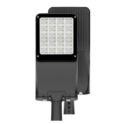 China 100w IP68 Waterproof LED Street Lights 4mm Thick Tempered glass Cover for sale