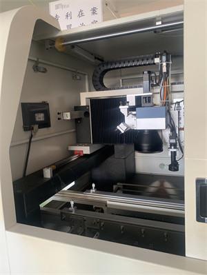 China Software Controlled Laser Depaneling Machine With Cutting Accuracy 25 Um for sale