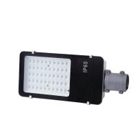 China Backyard Garage Basketball Court Solar Street Lights with Motion Sensor 100W Durable for sale