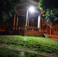 China Solar Flood Light with Dimming and Automatic Night Work Mode High Bay LED Light Source for sale