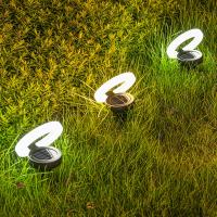China Outdoor Solar LED Deck Lights Garden Decor Spotlight Solar Powered Wall Lamp for Garden for sale