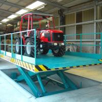 China Stationary Hydraulic Truck Dock Scissor Lift 5000KG With Extension Ramp for sale