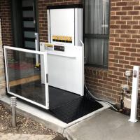China 250KG 1.5m Hydraulic Wheelchair Lift For Home For Disabled People for sale