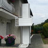 China Outdoor Disabled 6.5m Residential Vertical Platform Lift For Wheelchair for sale