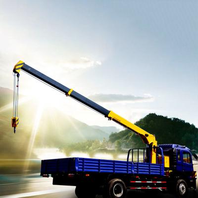 China Truck Crane Hydraulic Telescopic Boom 8 Ton Truck Mounted Crane for sale