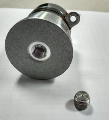 China 200khz 35W Ultrasonic Cleaning Transducer Higher Frequency Screw Below Tank Of Cleaner for sale