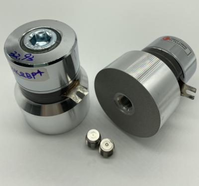 China 4700pf Piezoelectric Ultrasonic Transducer 60 Watt 33k For Cleaner for sale