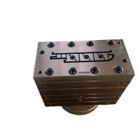 China 3CR17 Mould Material and Water Tank Calibration for Long-Lasting UPVC Door Frame for sale