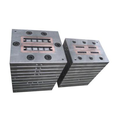 China Extrusion Mould Shaping Durable WPC Wall Panel 219*26 PE Cladding with Silver Finish for sale