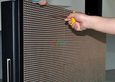 China 10mm Front Maintenance LED Display Cabinet Waterproof For Advertising for sale
