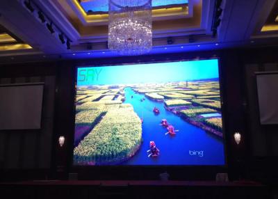 China P5 Full Color SMD Indoor LED Video Wall 1800cd Brightness IP43 for sale