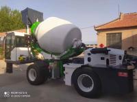 China 4 Cbm Mobile Cement Concrete Mixer Pump Construction Machinery Self Loading Concrete Mixer Truck for sale