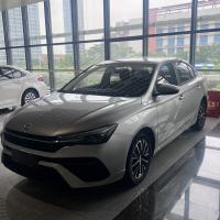 China MG5 Mexico Silver Electric Vehicle 5 Door Hatchback 150 kW Motor for sale